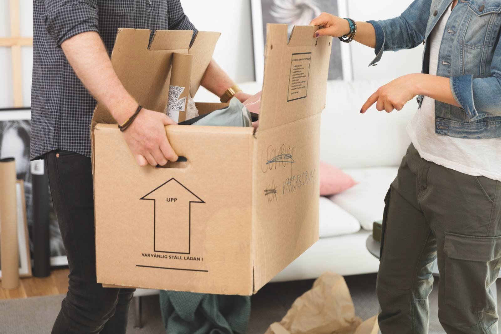 Bästa tipsen för att flytta: En komplett checklista för en smidig flytt ...